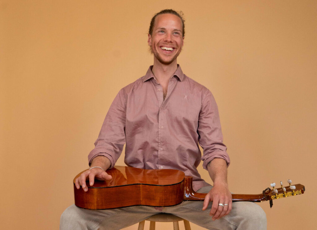 Simon Glöde - Ängsbacka